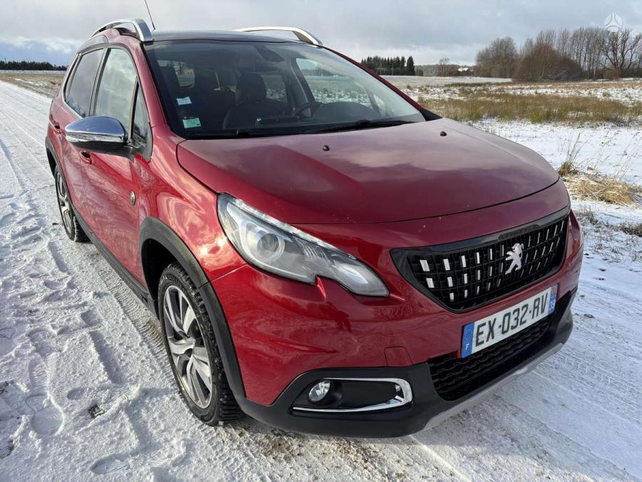Red Peugeot 2008 2018 in Taurage, with an engine capacity of 1.20 L and mileage of 80 thousand km for 7900 €, photo 1 on AUTOMOTO.COM.LV