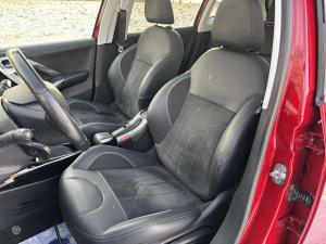 Red Peugeot 2008 2018 in Taurage, with an engine capacity of 1.20 L and mileage of 80 thousand km for 7900 €, photo 8 on AUTOMOTO.COM.LV