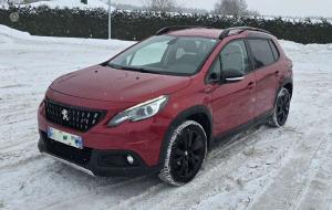 Sarkans Peugeot 2008 2018 Tauragė, ar dzinēja tilpumu 1.20 L un nobraukumu 149 tūkst. km par 5800 €, foto  vietnē AUTOMOTO.COM.LV