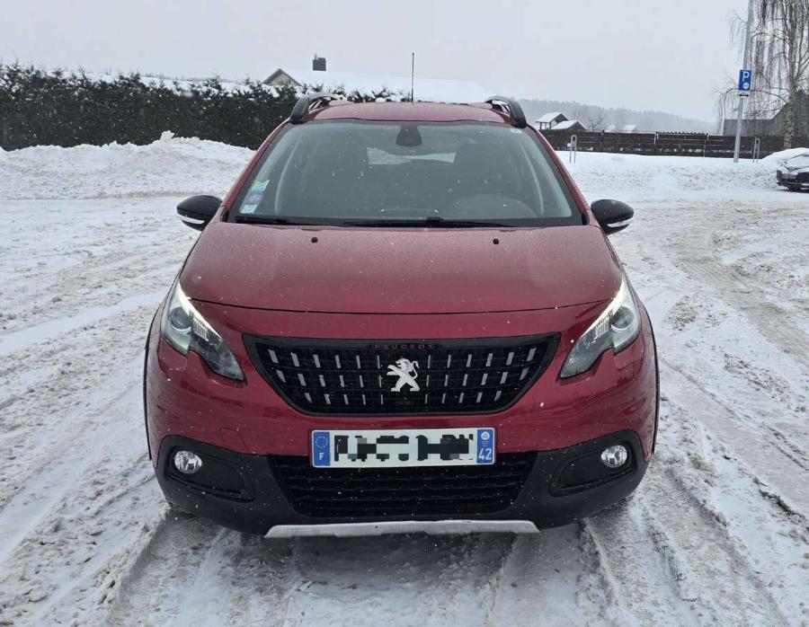 Red Peugeot 2008 2018 in Taurage, with an engine capacity of 1.20 L and mileage of 149 thousand km for 5800 €, photo 2 on AUTOMOTO.COM.LV