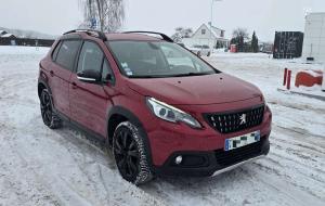 Red Peugeot 2008 2018 in Taurage, with an engine capacity of 1.20 L and mileage of 149 thousand km for 5800 €, photo 3 on AUTOMOTO.COM.LV