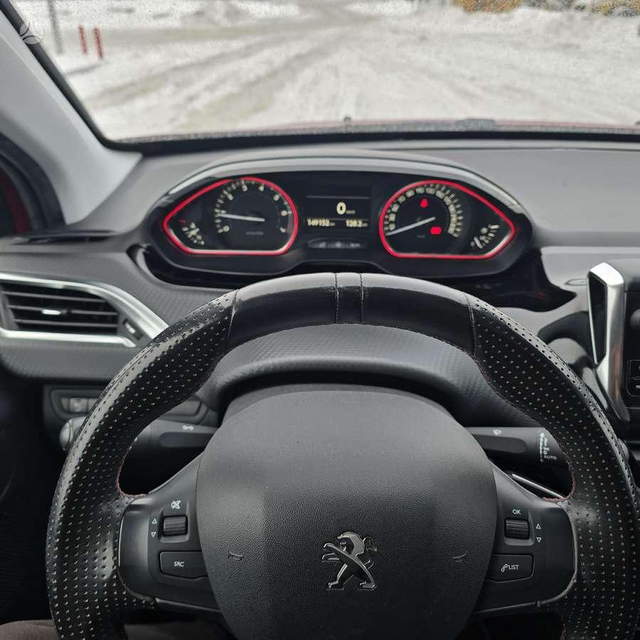 Red Peugeot 2008 2018 in Taurage, with an engine capacity of 1.20 L and mileage of 149 thousand km for 5800 €, photo 13 on AUTOMOTO.COM.LV