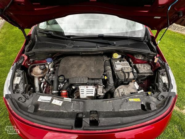 Red Peugeot 2008 2018 in Kaunas, with an engine capacity of 1.20 L and mileage of 114 thousand km for 8900 €, photo 7 on AUTOMOTO.COM.LV