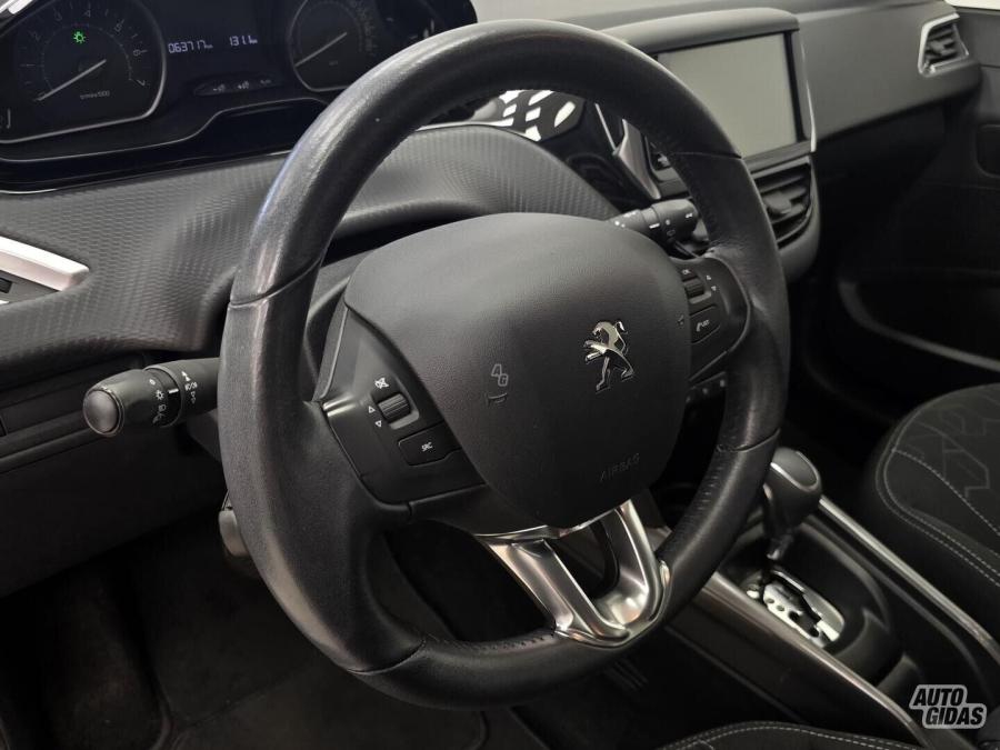 Red Peugeot 2008 2018 in Vilnius, with an engine capacity of 0.00 L and mileage of 63 thousand km for 8490 €, photo 13 on AUTOMOTO.COM.LV