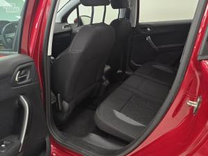 Red Peugeot 2008 2018 in Vilnius, with an engine capacity of 0.00 L and mileage of 63 thousand km for 8490 €, photo 28 on AUTOMOTO.COM.LV