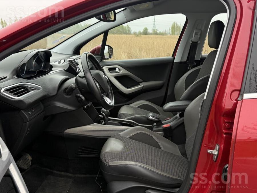 Sarkans Peugeot 2008 2018 Liepāja, ar dzinēja tilpumu 1.20 L un nobraukumu 110 tūkst. km par 8400 €, foto 15 vietnē AUTOMOTO.COM.LV