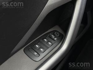 Sarkans Peugeot 2008 2018 Liepāja, ar dzinēja tilpumu 1.20 L un nobraukumu 110 tūkst. km par 8400 €, foto 20 vietnē AUTOMOTO.COM.LV