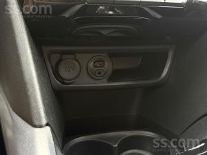 Sarkans Peugeot 2008 2018 Liepāja, ar dzinēja tilpumu 1.20 L un nobraukumu 110 tūkst. km par 8400 €, foto 25 vietnē AUTOMOTO.COM.LV