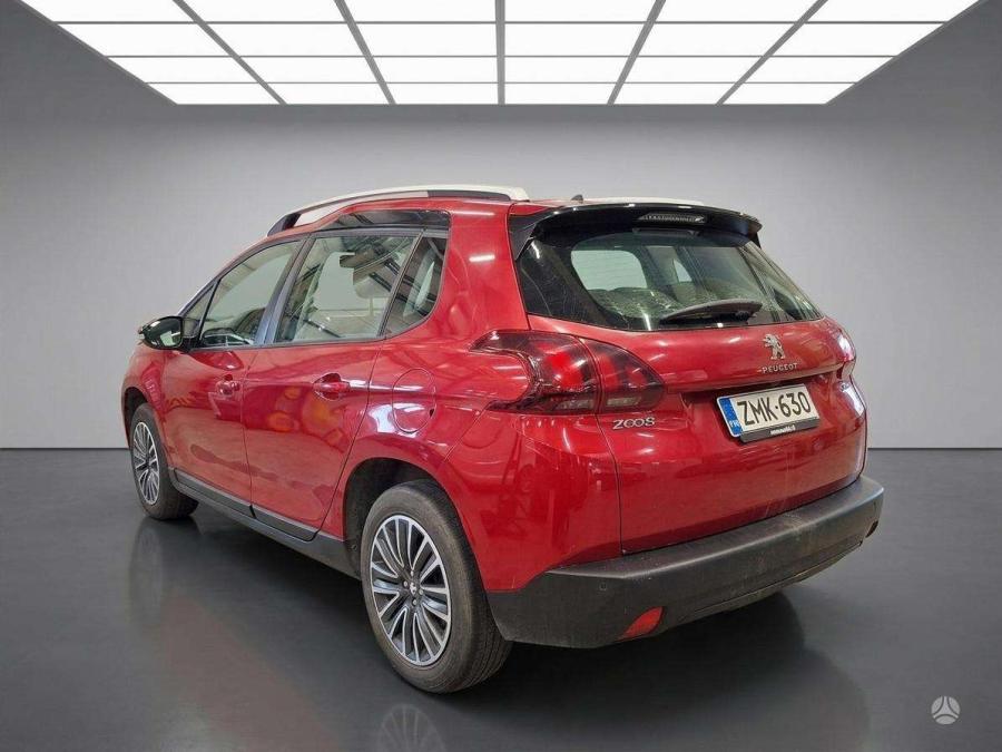 Red Peugeot 2008 2018 in Vilnius, with an engine capacity of 1.20 L and mileage of 138 thousand km for 3300 €, photo 3 on AUTOMOTO.COM.LV