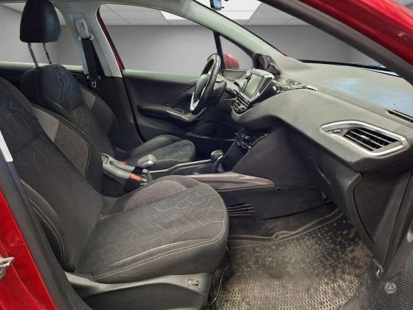 Sarkans Peugeot 2008 2018 Viļņa, ar dzinēja tilpumu 1.20 L un nobraukumu 138 tūkst. km par 3300 €, foto 5 vietnē AUTOMOTO.COM.LV