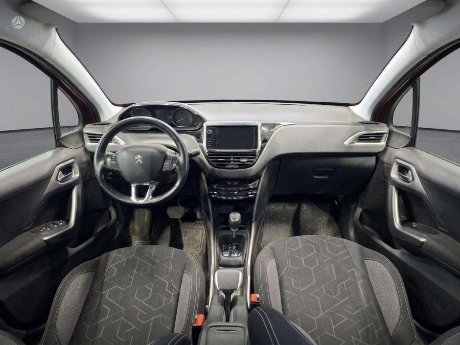 Red Peugeot 2008 2018 in Vilnius, with an engine capacity of 1.20 L and mileage of 138 thousand km for 3300 €, photo 10 on AUTOMOTO.COM.LV