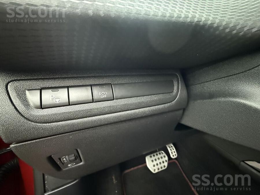 Red Peugeot 2008 2018 in Riga, with an engine capacity of 1.20 L and mileage of 123 thousand km for 7370 €, photo 12 on AUTOMOTO.COM.LV