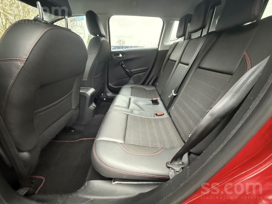 Red Peugeot 2008 2018 in Riga, with an engine capacity of 1.20 L and mileage of 123 thousand km for 7370 €, photo 14 on AUTOMOTO.COM.LV