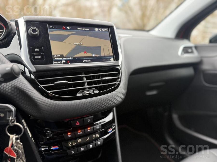 Red Peugeot 2008 2018 in Riga, with an engine capacity of 1.20 L and mileage of 123 thousand km for 7370 €, photo 24 on AUTOMOTO.COM.LV
