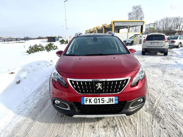 Red Peugeot 2008 2019 in Taurage, with an engine capacity of 1.20 L and mileage of 135 thousand km for 6300 €, photo 3 on AUTOMOTO.COM.LV