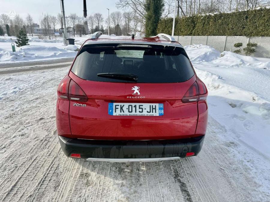Red Peugeot 2008 2019 in Taurage, with an engine capacity of 1.20 L and mileage of 130 thousand km for 6300 €, photo 7 on AUTOMOTO.COM.LV