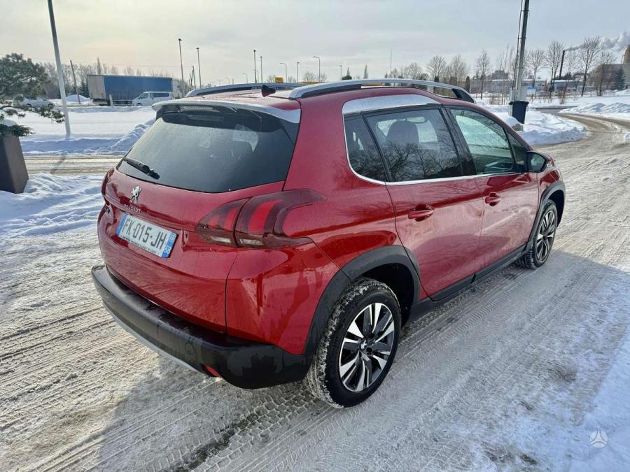 Red Peugeot 2008 2019 in Taurage, with an engine capacity of 1.20 L and mileage of 130 thousand km for 6300 €, photo 9 on AUTOMOTO.COM.LV