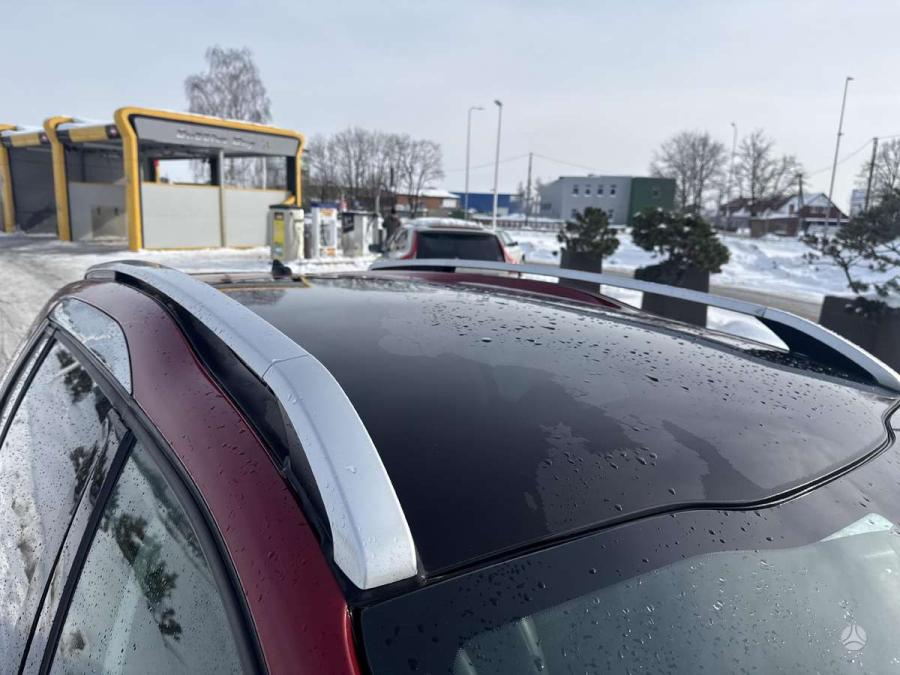 Red Peugeot 2008 2019 in Taurage, with an engine capacity of 1.20 L and mileage of 130 thousand km for 6300 €, photo 24 on AUTOMOTO.COM.LV