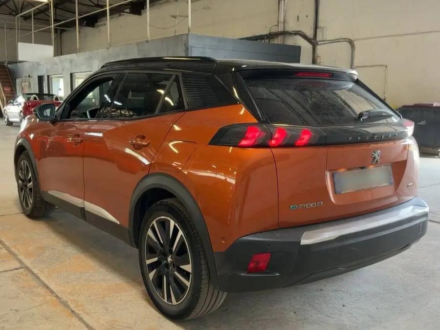 Sarkans Peugeot 2008 2020 Rīga, ar dzinēja tilpumu 0.00 L un nobraukumu 103 tūkst. km par 17990 €, foto 4 vietnē AUTOMOTO.COM.LV