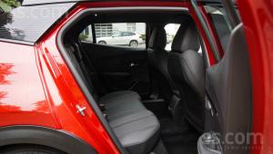 Red Peugeot 2008 2020 in Riga, with an engine capacity of 1.20 L and mileage of 113 thousand km for 13950 €, photo 12 on AUTOMOTO.COM.LV