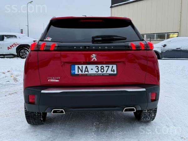 Sarkans Peugeot 2008 2021 Liepāja, ar dzinēja tilpumu 1.20 L un nobraukumu 83 tūkst. km par 17900 €, foto 8 vietnē AUTOMOTO.COM.LV
