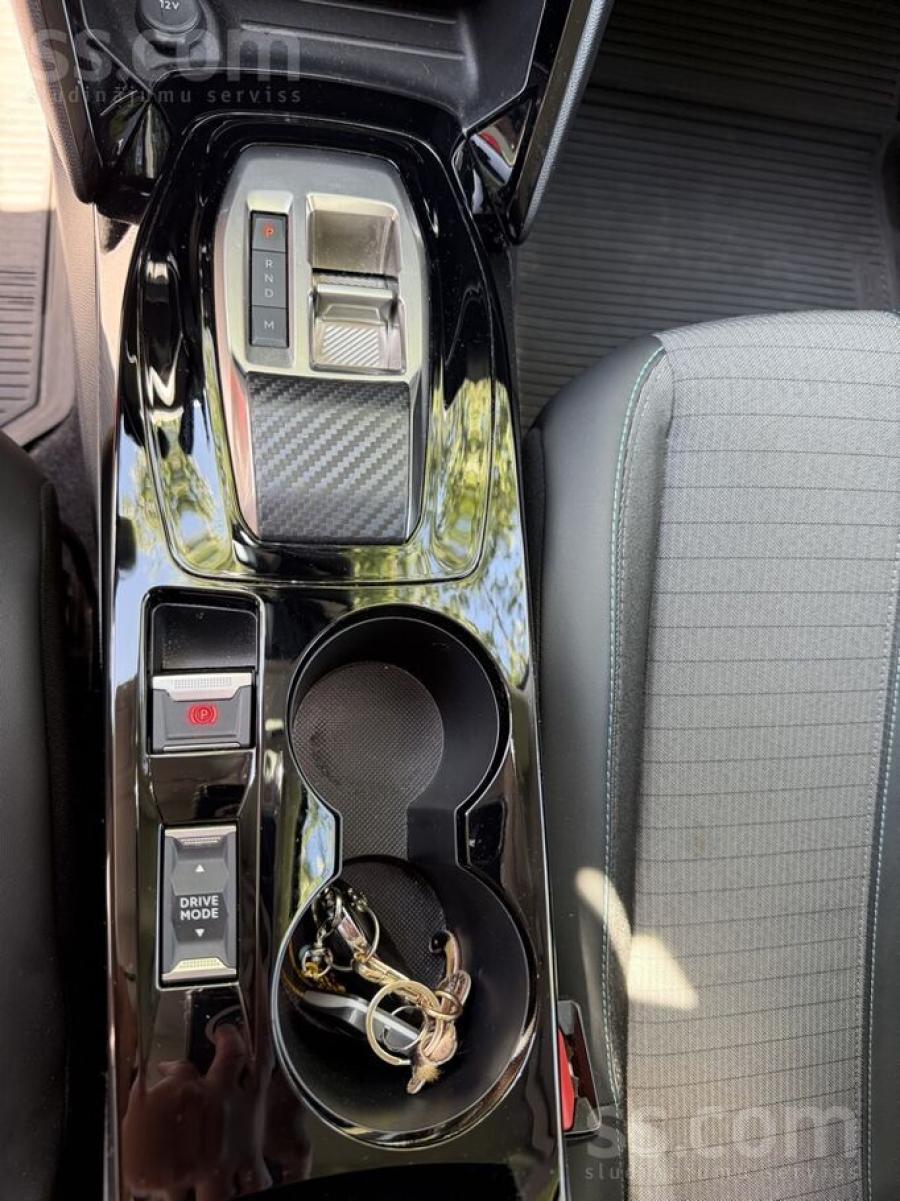 Sarkans Peugeot 2008 2022 Rīga, ar dzinēja tilpumu 1.50 L un nobraukumu 75 tūkst. km par 16700 €, foto 11 vietnē AUTOMOTO.COM.LV