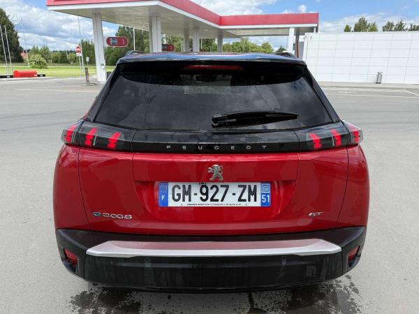 Red Peugeot 2008 2023 in Taurage, with an engine capacity of 0.00 L and mileage of 142 thousand km for 15000 €, photo 5 on AUTOMOTO.COM.LV