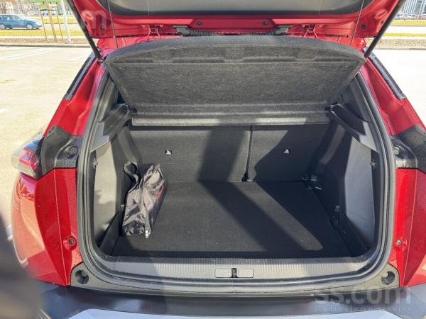 Sarkans Peugeot 2008 2024 Rīga, ar dzinēja tilpumu 1.20 L un nobraukumu 25 tūkst. km par 21500 €, foto 4 vietnē AUTOMOTO.COM.LV