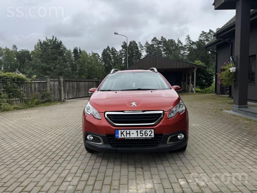 Sarkans Peugeot 2008 2016 Rīga, ar dzinēja tilpumu 1.20 L un nobraukumu 150 tūkst. km par 7000 €, foto 4 vietnē AUTOMOTO.COM.LV