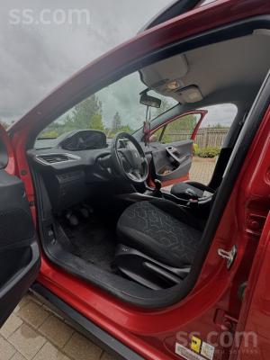 Sarkans Peugeot 2008 2016 Rīga, ar dzinēja tilpumu 1.20 L un nobraukumu 150 tūkst. km par 7000 €, foto 7 vietnē AUTOMOTO.COM.LV