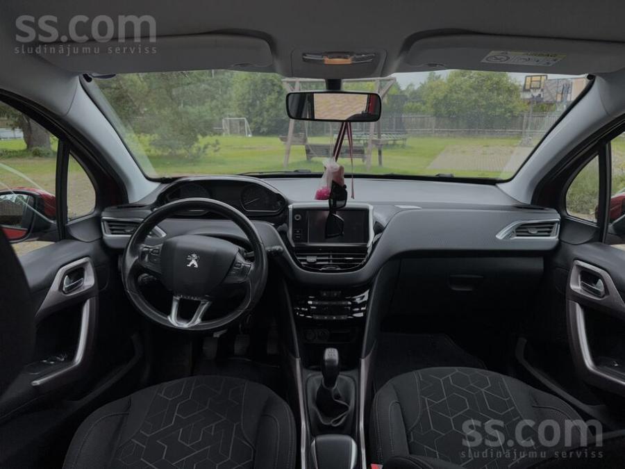 Sarkans Peugeot 2008 2016 Rīga, ar dzinēja tilpumu 1.20 L un nobraukumu 150 tūkst. km par 7000 €, foto 8 vietnē AUTOMOTO.COM.LV