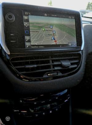 Sarkans Peugeot 2008 2016 Tauragė, ar dzinēja tilpumu 1.60 L un nobraukumu 260 tūkst. km par 2900 €, foto 17 vietnē AUTOMOTO.COM.LV