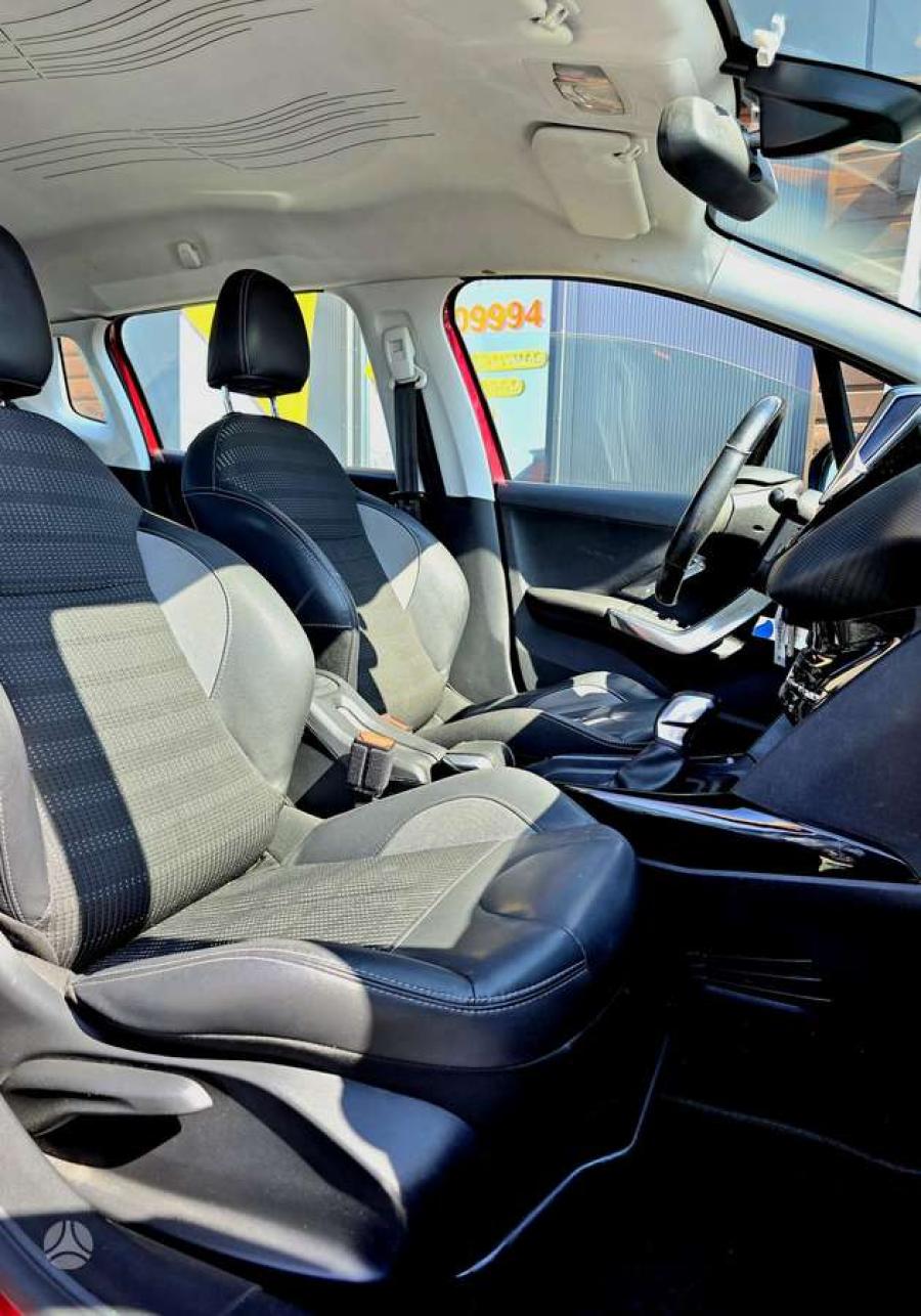 Sarkans Peugeot 2008 2016 Tauragė, ar dzinēja tilpumu 1.60 L un nobraukumu 260 tūkst. km par 2900 €, foto 21 vietnē AUTOMOTO.COM.LV