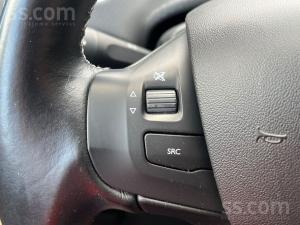 Red Peugeot 2008 2016 in Riga, with an engine capacity of 1.20 L and mileage of 0 thousand km for 7899 €, photo 18 on AUTOMOTO.COM.LV