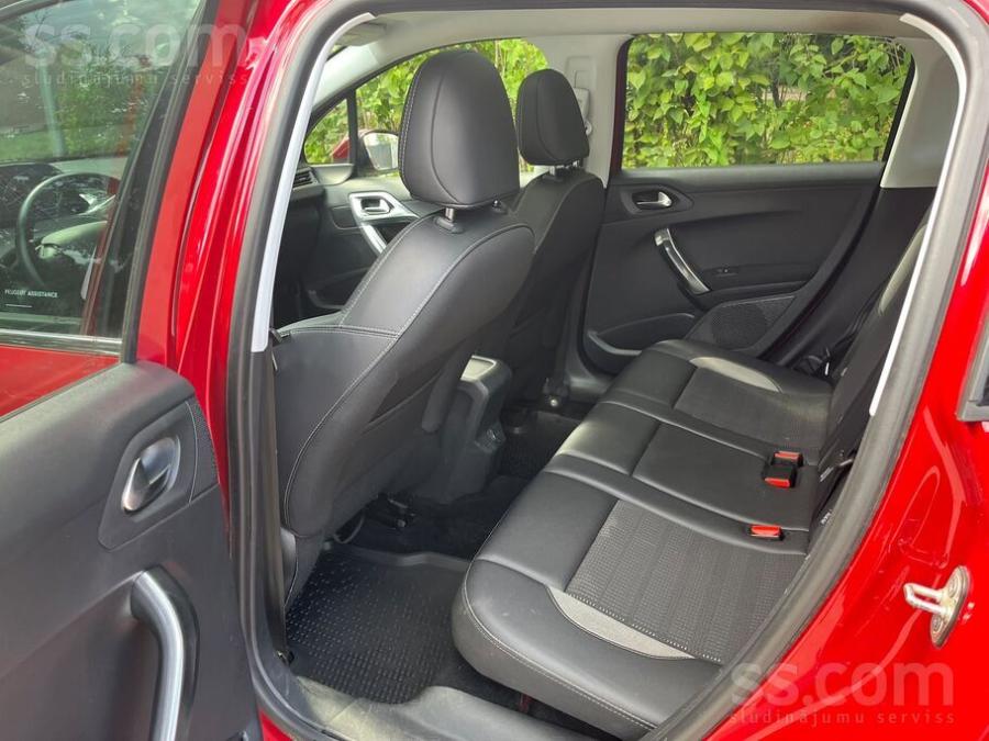 Red Peugeot 2008 2016 in Riga, with an engine capacity of 1.20 L and mileage of 0 thousand km for 7899 €, photo 28 on AUTOMOTO.COM.LV