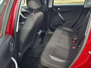 Sarkans Peugeot 2008 2016 Tauragė, ar dzinēja tilpumu 1.20 L un nobraukumu 127 tūkst. km par 4200 €, foto 14 vietnē AUTOMOTO.COM.LV