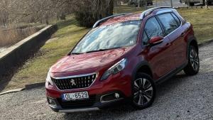Sarkans Peugeot 2008 2018 Jūrmala, ar dzinēja tilpumu 1.20 L un nobraukumu 133 tūkst. km par 6950 €, foto  vietnē AUTOMOTO.COM.LV