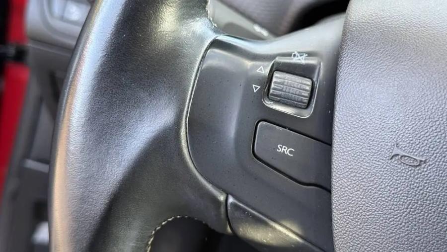 Sarkans Peugeot 2008 2018 Jūrmala, ar dzinēja tilpumu 1.20 L un nobraukumu 133 tūkst. km par 6950 €, foto 29 vietnē AUTOMOTO.COM.LV