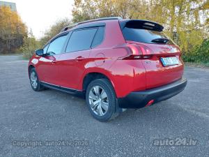 Sarkans Peugeot 2008 2018 Tallina, ar dzinēja tilpumu 1.20 L un nobraukumu 88 tūkst. km par 7700 €, foto 4 vietnē AUTOMOTO.COM.LV