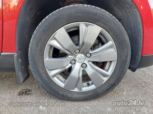 Sarkans Peugeot 2008 2018 Tallina, ar dzinēja tilpumu 1.20 L un nobraukumu 88 tūkst. km par 7700 €, foto 12 vietnē AUTOMOTO.COM.LV