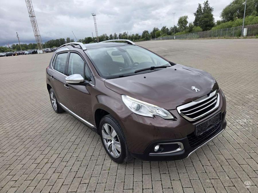 Sarkans Peugeot 2008 2014 Marijampole, ar dzinēja tilpumu 1.20 L un nobraukumu 153 tūkst. km par 3450 €, foto 4 vietnē AUTOMOTO.COM.LV