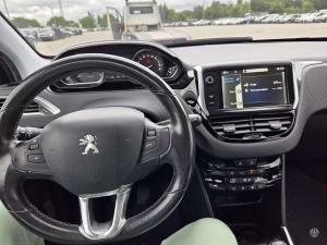 Sarkans Peugeot 2008 2014 Marijampole, ar dzinēja tilpumu 1.20 L un nobraukumu 153 tūkst. km par 3450 €, foto 19 vietnē AUTOMOTO.COM.LV