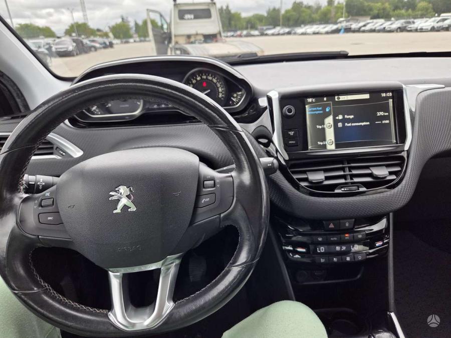 Sarkans Peugeot 2008 2014 Marijampole, ar dzinēja tilpumu 1.20 L un nobraukumu 153 tūkst. km par 3450 €, foto 19 vietnē AUTOMOTO.COM.LV