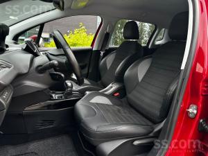 Sarkans Peugeot 2008 2016 Jelgava, ar dzinēja tilpumu 1.20 L un nobraukumu 0 tūkst. km par 6990 €, foto 9 vietnē AUTOMOTO.COM.LV