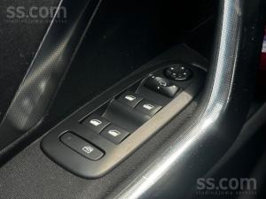 Sarkans Peugeot 2008 2016 Jelgava, ar dzinēja tilpumu 1.20 L un nobraukumu 0 tūkst. km par 6990 €, foto 16 vietnē AUTOMOTO.COM.LV