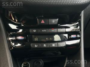 Sarkans Peugeot 2008 2016 Jelgava, ar dzinēja tilpumu 1.20 L un nobraukumu 0 tūkst. km par 6990 €, foto 23 vietnē AUTOMOTO.COM.LV