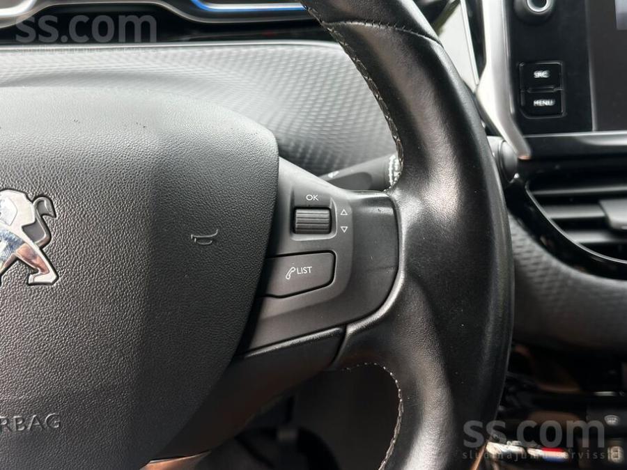 Sarkans Peugeot 2008 2016 Jelgava, ar dzinēja tilpumu 1.20 L un nobraukumu 0 tūkst. km par 6990 €, foto 26 vietnē AUTOMOTO.COM.LV
