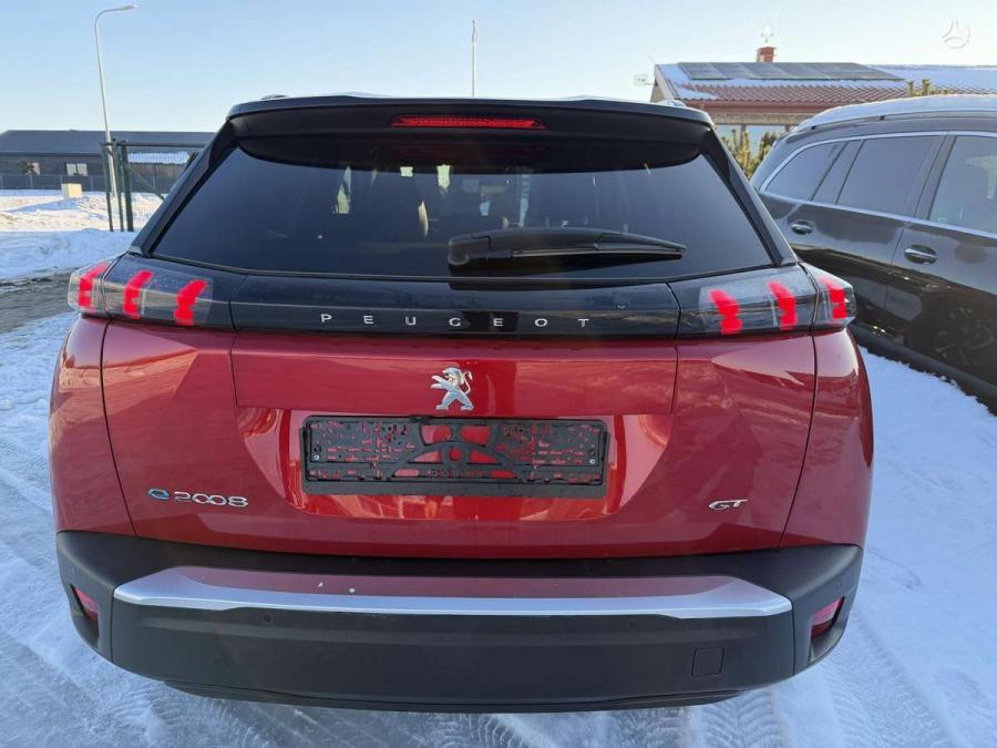 Red Peugeot 2008 2022 in Klaipeda, with an engine capacity of 0.00 L and mileage of 27 thousand km for 16700 €, photo 5 on AUTOMOTO.COM.LV
