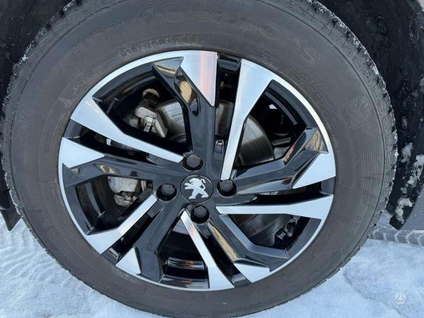 Sarkans Peugeot 2008 2022 Klaipėda, ar dzinēja tilpumu 0.00 L un nobraukumu 27 tūkst. km par 16700 €, foto 11 vietnē AUTOMOTO.COM.LV