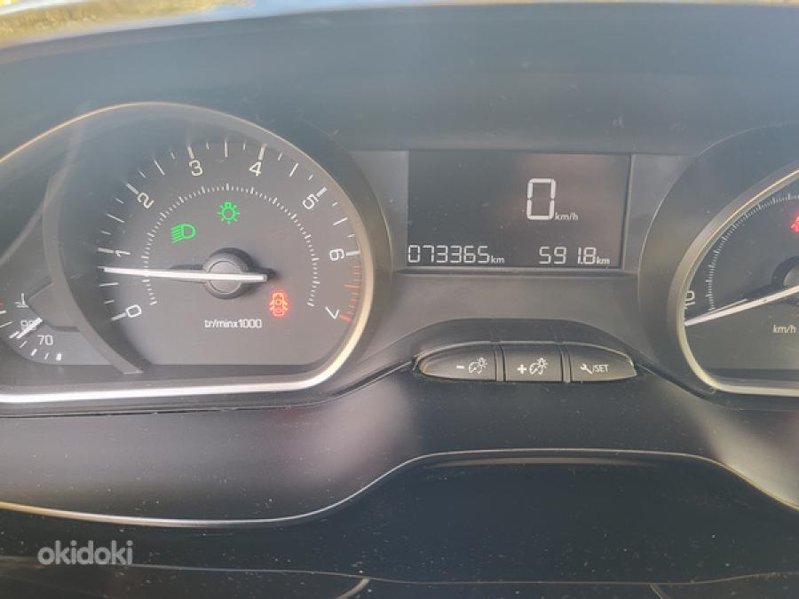 Peugeot 2008 2016 Tallina, ar dzinēja tilpumu 1.20 L un nobraukumu 73 tūkst. km par 7900 €, foto 11 vietnē AUTOMOTO.COM.LV